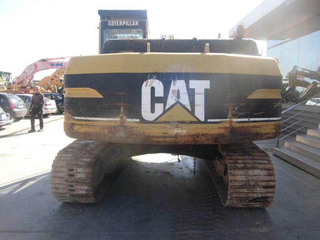 CATERPILLAR 322B | Maquinaria de desguace